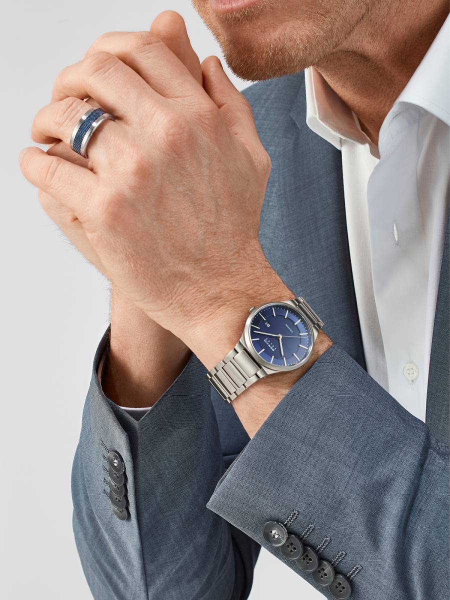 Solar | brushed silver | 15239-777 | BERING ® | Official Website | US Store